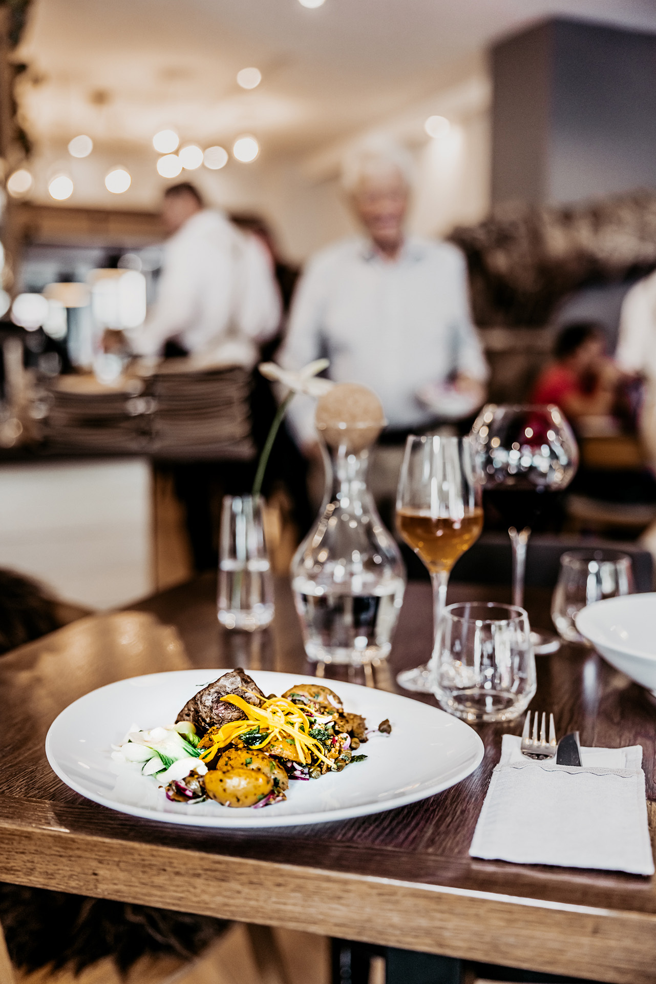 Season restaurant - Reštaurácia pre ľudí na každý deň v roku
